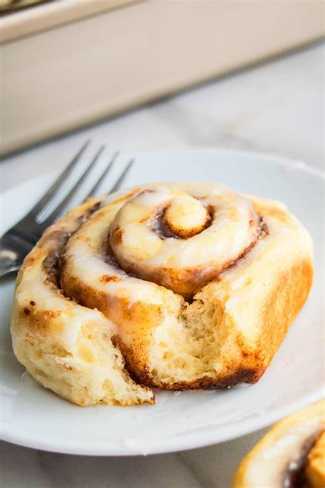 Easy Homemade Cinnamon Rolls {1 Hour} Cakewhiz