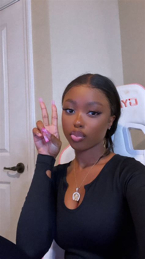 Sosweetplays On Twitter Live Now On Twitch 🫶🏾 Come Say Hi 👋🏾