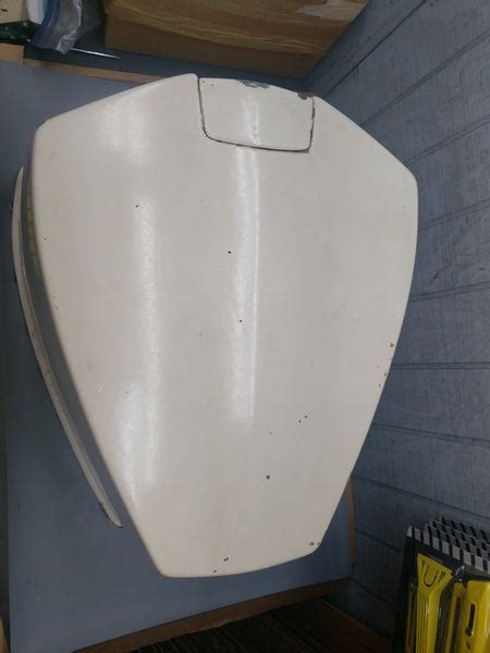 1973 1975 Johnson Evinrude 0386809 Motor Hood Cowling Cover Cowl V4 8