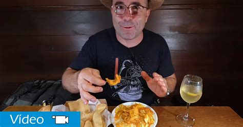 El Youtuber Sezar Blue Sorprendido Por El Sabor De Las Famosas Patatas