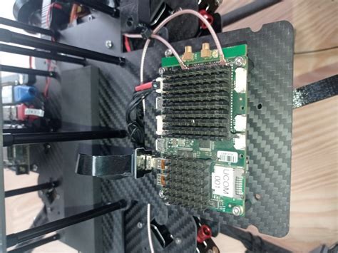 Assembling Drone Components ויסנס טכנולוגיות