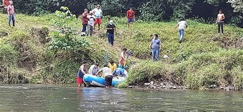 Turista Cae Desde Mirador En Cascada El Encanto En Tlapacoyan La
