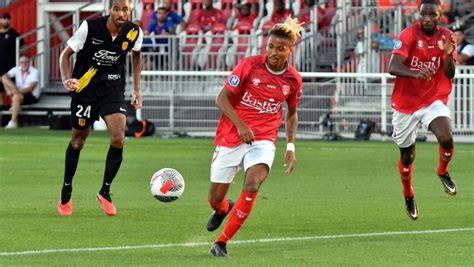 Nîmes Olympique le ambiance tapageur Paul Wade prêté au Puy Foot 43