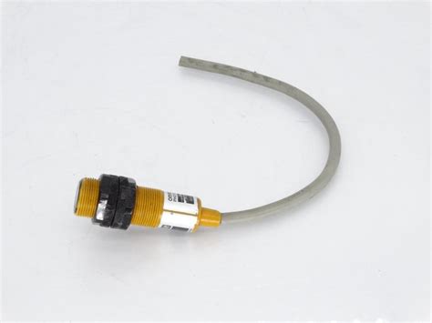 Omron E3f Ds10b4 Sensor