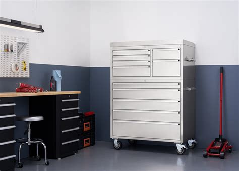 Trinity 43 In W 11 Drawer Stainless Steel Rolling Tool Chest Combo