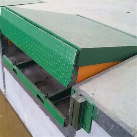 Hydraulic Loading Dock Leveler Ramp For Industrial Size Capacity Ton At In Chennai