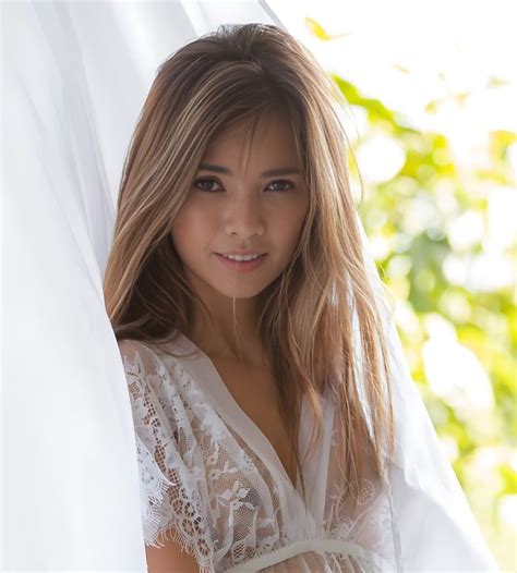 Maya Myra Actress Age Biography Videos Wikipedia Net Worth And