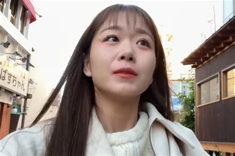 モデル美女youtuber 超高級夜行バスで贅沢三昧！まさかのハプニングに「衝撃度max」「怪我なくてよかった」 日本最少の座席12席！個室