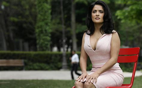 Salma Hayek Hot Wallpapers Sexy Salma Hayek Desktop Pictures Photos