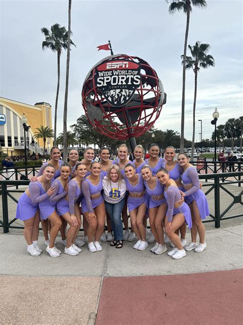 Thomas Thomas Nguyen Professional Dancer Choreographer