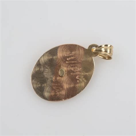 10kt Tri Color Gold Religious Oval Pendant Property Room