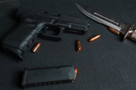 [1900 ] Gun Backgrounds