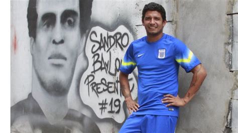 Reimond Manco Me Divierto Jugando Fútbol Porque Es Lo Mejor Que Sé