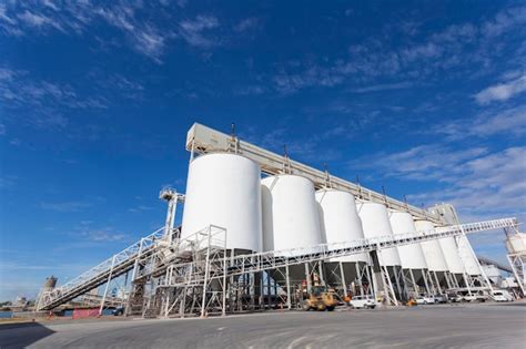 Premium Photo Grain Storage Tanks