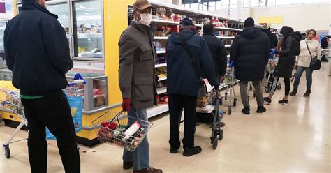 Latest Face Mask Rules At Tesco Aldi Lidl Sainsburys Asda Mands And