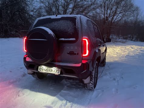Заменил лампы головного света… — Lada Niva Travel, 1,7 л, 2021 года ...
