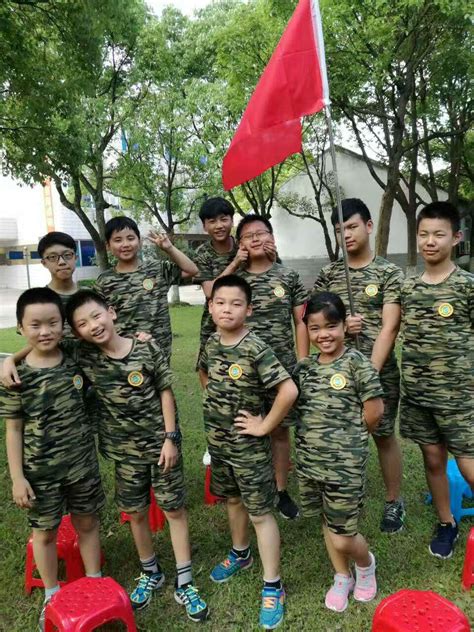 上海军事夏令营往届图片展 中国少年预备役军事训练营图片集锦pc版