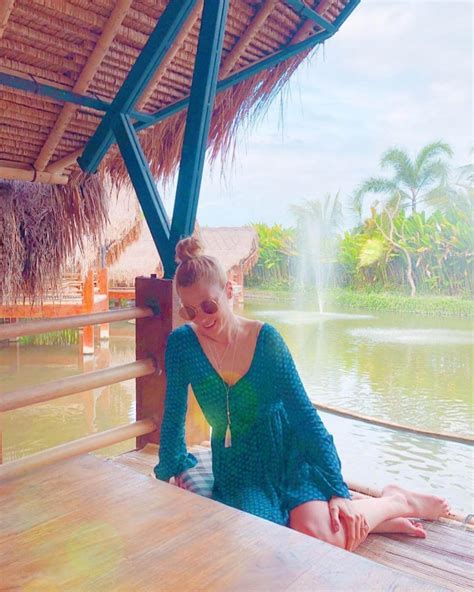 The Hottest Emma Booth Photos Around The Net 12thblog