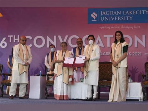Jagran Lakecity University Bhopal Holds Its Sixth Convocation Ceremony