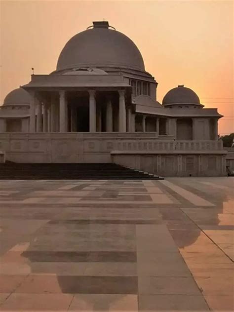 Mayawati Dalit Park In Noida Time Nearest Metro Station Ticket Price