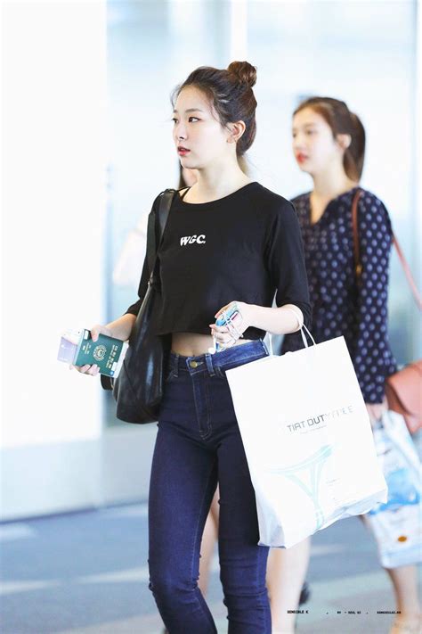 10 Times Red Velvets Seulgi Was A Body Line Queen And Showed Off Her