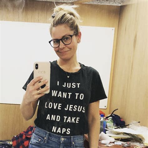 Candace Cameron Bure Makeup Free Photos No Makeup Pictures Closer Weekly