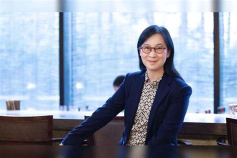 陈春花回应华为声明，称自己和华为都是受害者，承认博士学位未被认证华为陈春花受害者