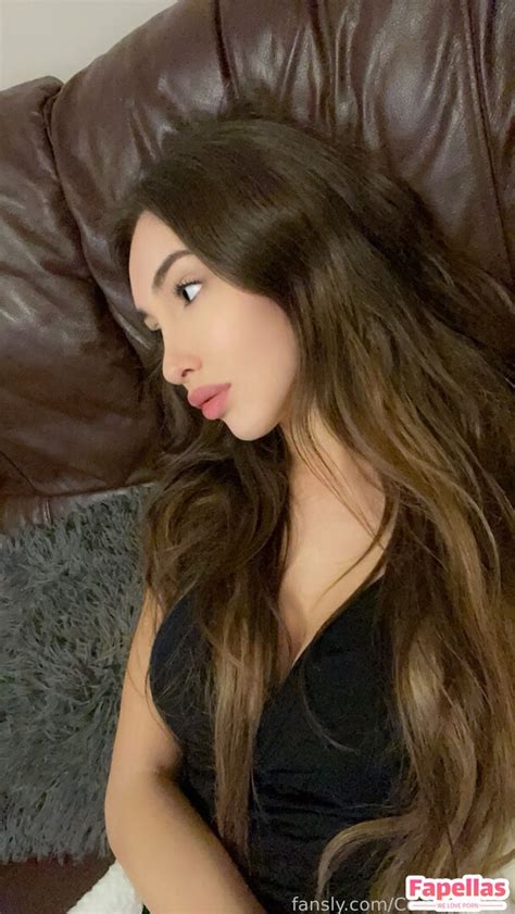 Coral Larsen Aka Coralmlarsen Nude Leaks Fapellas