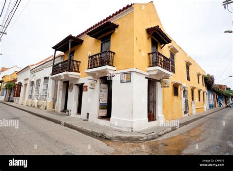 Spanish Colonial Architecture Cartagena De Indias Colombia Stock Photo Alamy
