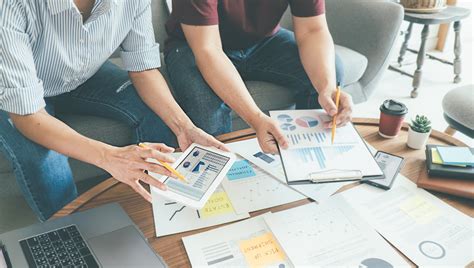 Affiliate Vs Partner Whats The Difference And How To Win With Both In 2025