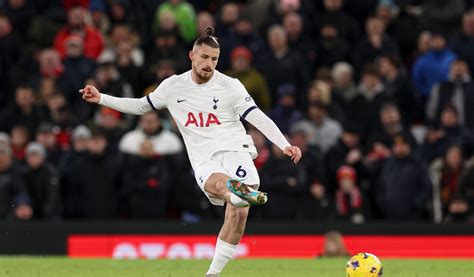 Oficialii lui Tottenham au clarificat situația lui Radu Drăgușin Cum este văzut de englezi