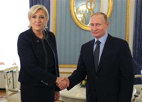 Putin Meets Marine Le Pen In Moscow Denies French Election