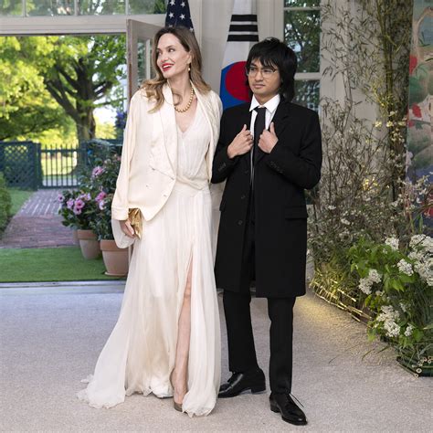 Angelina Jolie Son Maddox Attend White House State Dinner Pics Us