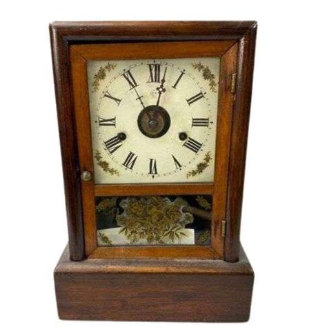 Seth Thomas Thomaston Mantel Clock Chiming Pendulum Winding Cabinet