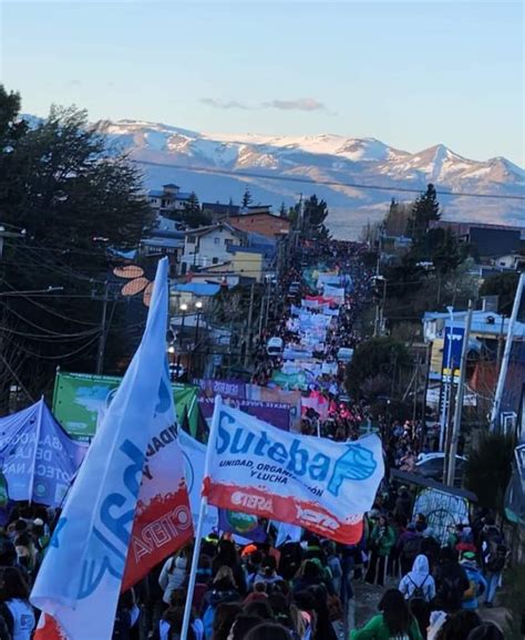 Multitudinaria Marcha En El Cierre Del 36 Encuentro Plurinacional De