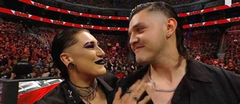“got To Go” Dominik Mysterio Ditched Rhea Ripley After Rey Mysterios