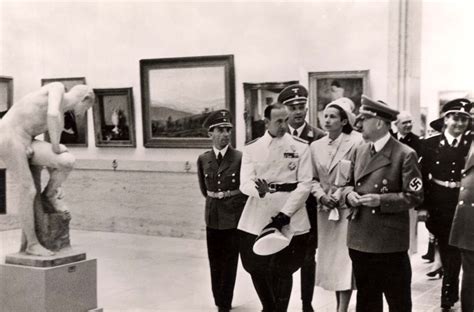 MA PRAVDA A MOI Adolf Hitler La collection privée de peintures du Führer