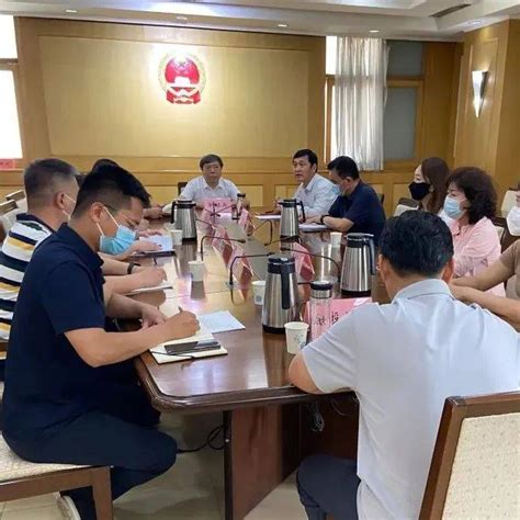 靳禄兵参加关于解决城区停车难的议案调研活动 停车场 邯郸市 建设