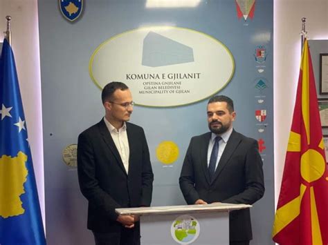 Lloga në Gjilan takon Alban Hysenin Arbën Xhaferi na mban të bashku arta INA ONLINE