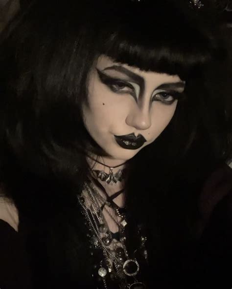 Trad Goth Makeup Goth Makeup Trad Goth Makeup Cool Makeup Looks
