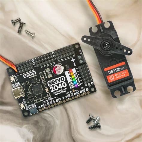 Servo 2040 18 Kanals Servokontroll Opencircuit