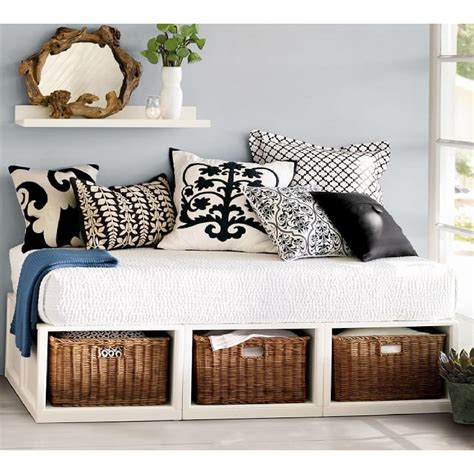 Pottery Barn Stratton Storage Daybed W Baskets Aptdeco
