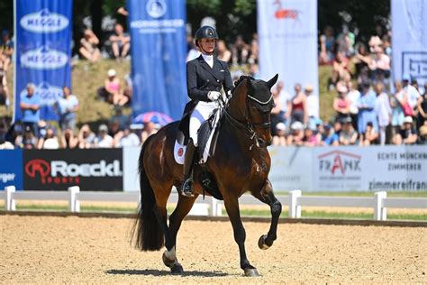 Tuntenhausen Jessica Von Bredow Werndl Spricht Im Ovb Interview über
