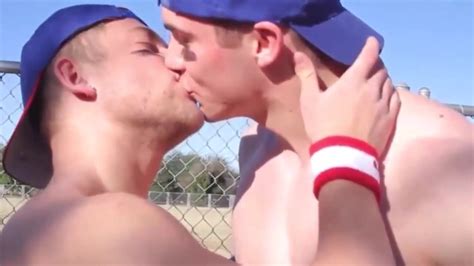 Str Boys Kissy Face Thisvid Com