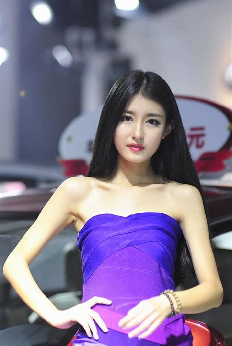 車展上的絕色美女 高清大圖 每日頭條