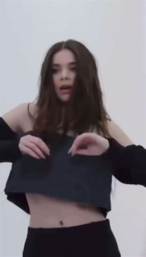 SexyyNudeCelebs 102k On Twitter RT ILoveCelebWomen Vote Hailee Https T Co HY0mJ218VH