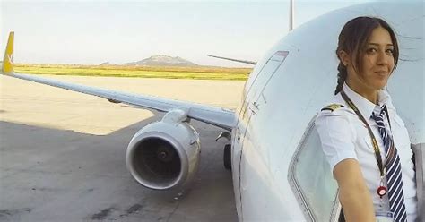 Glamorous Airline Pilot Becomes Instagram Sensation With Stunning Snaps