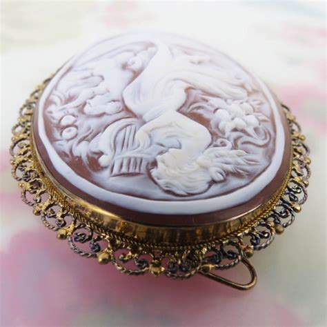 Antique Large Italian Carved Shell Cameo Yellow Gold … Gem