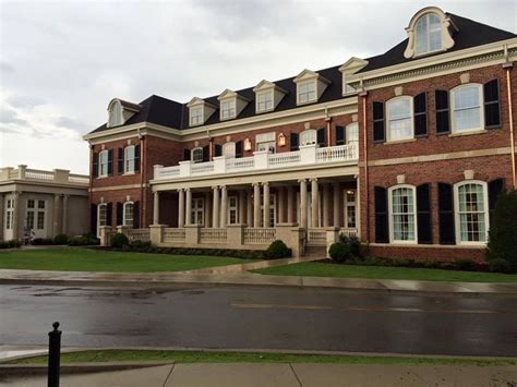 Here S A Sneak Peek At The Glamorous New KD House At UA Delta House