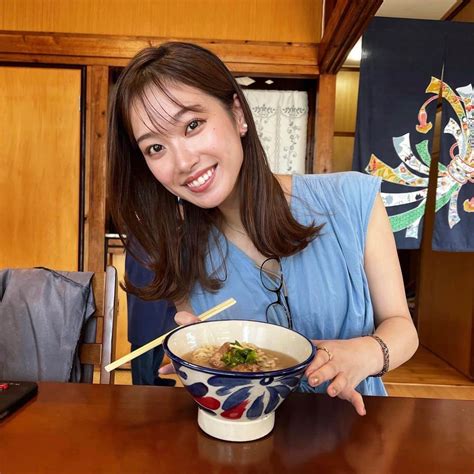 橋本和花子さんのインスタグラム写真 橋本和花子instagram「 いつかの宮古島🏝️ ここの沖縄そばのお出汁、水筒に入れて 持って帰りたいくらい美味しかった 快晴で朝日にも夕日に